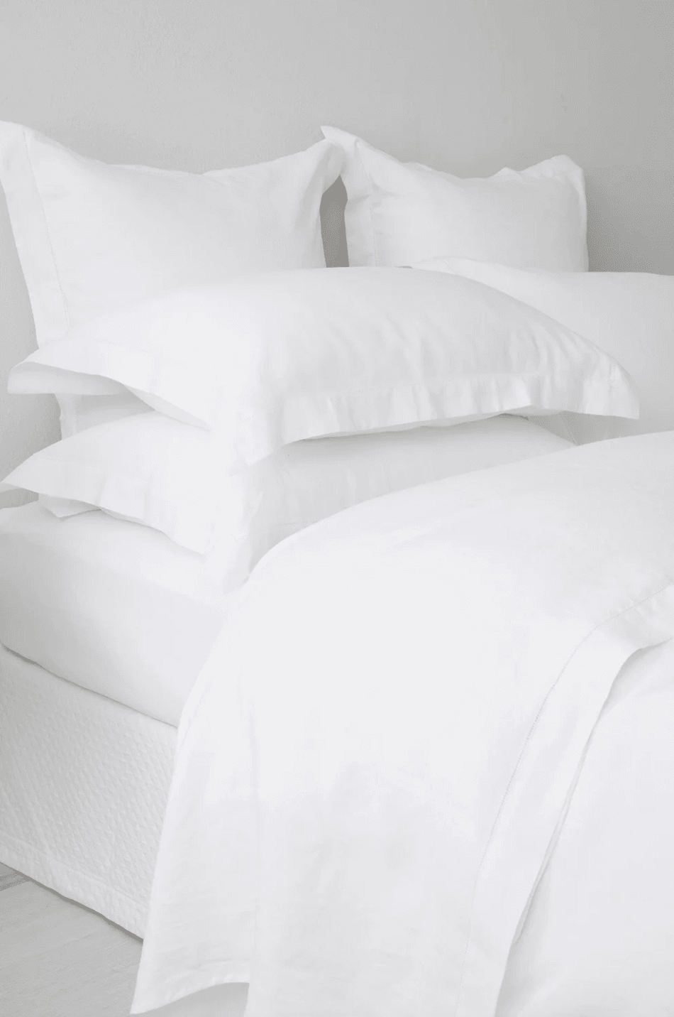Pure White Linen Sheets with Hemstitch Finish | Portugal